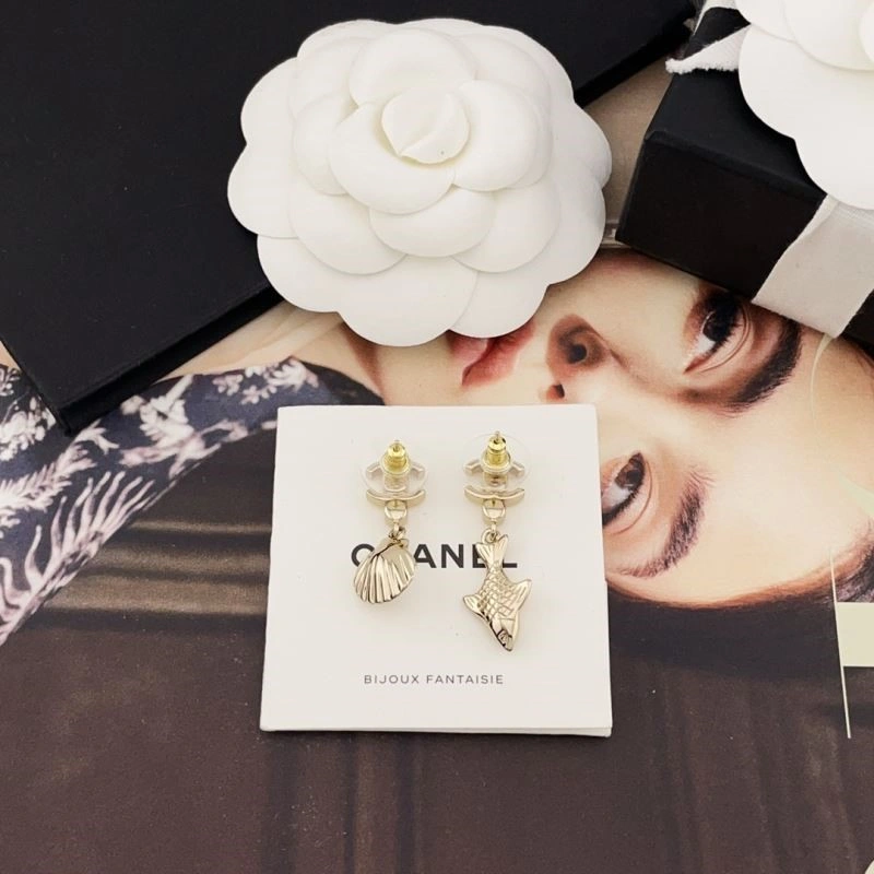 Economical Chanel Brooches