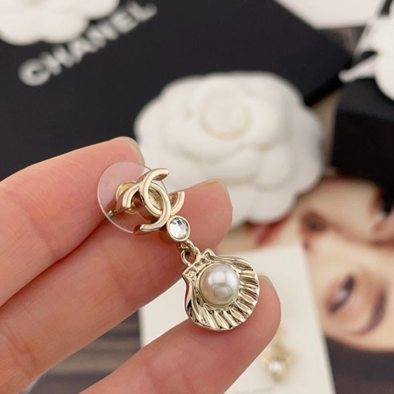 Economical Chanel Brooches