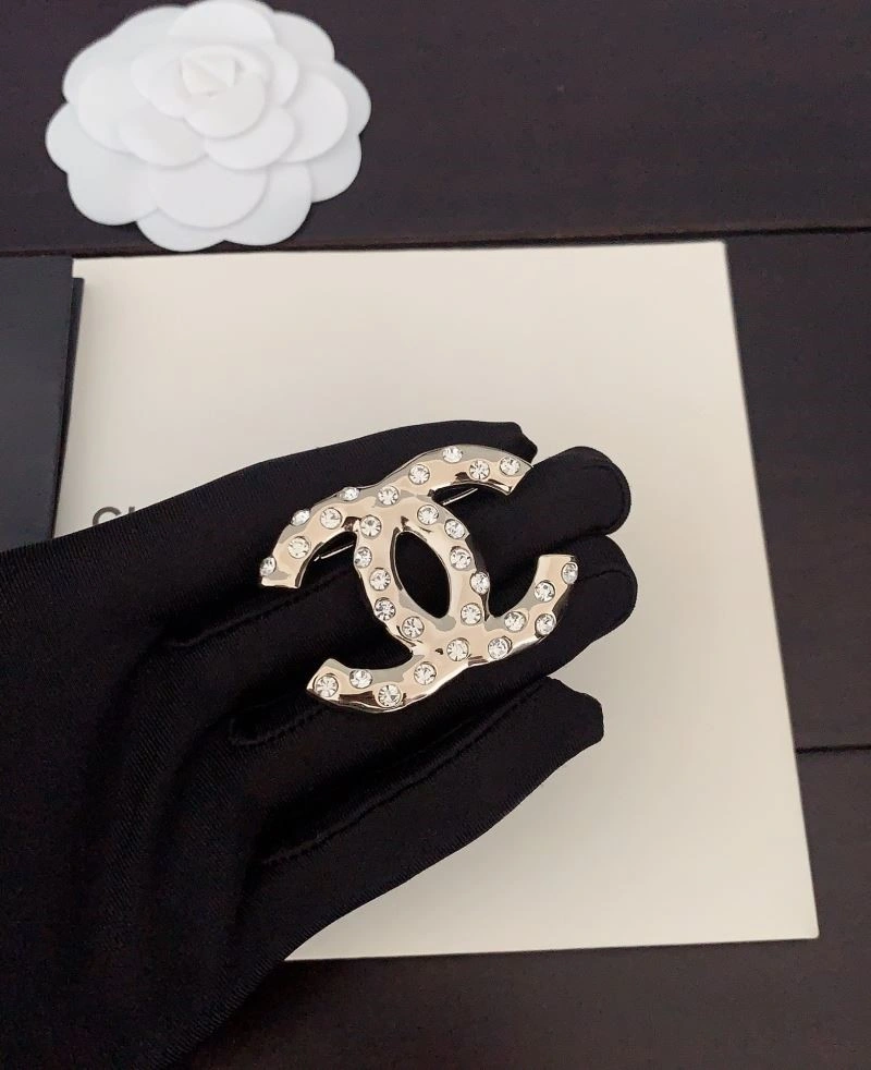 Official Chanel Brooches