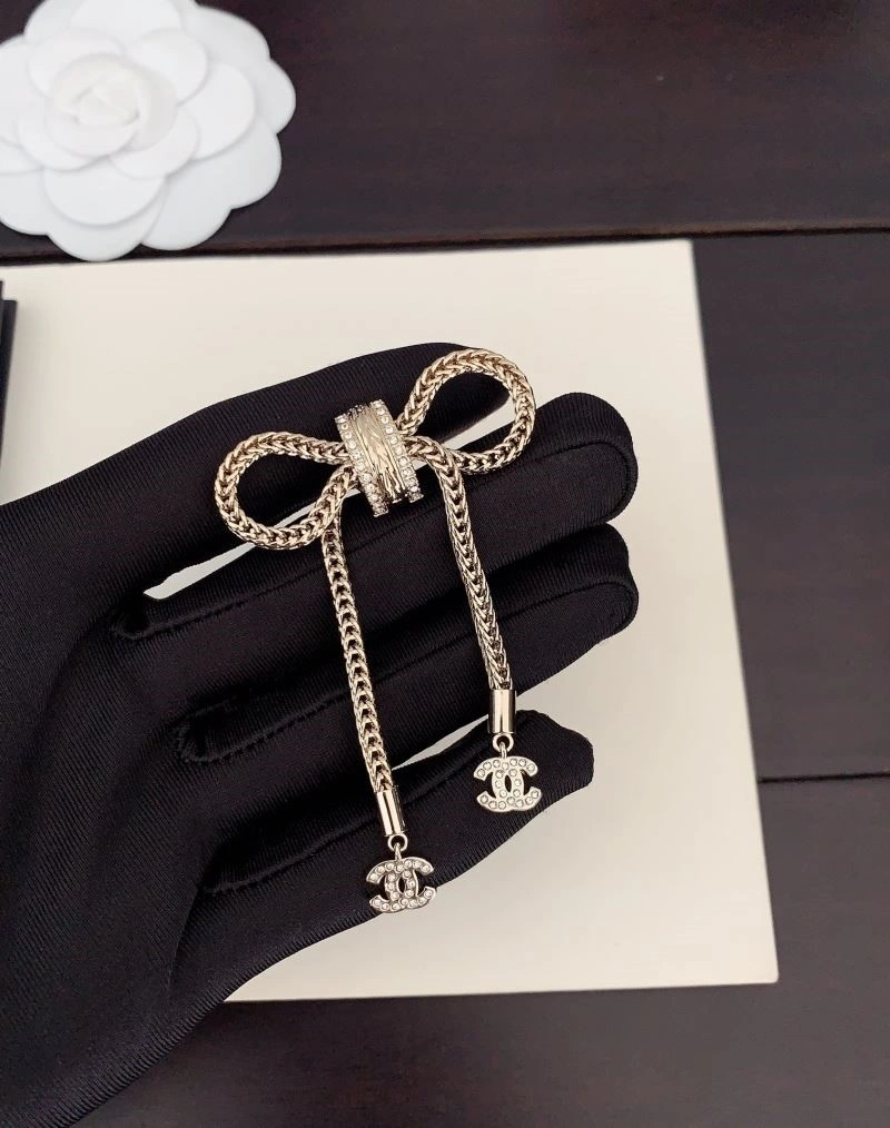 Cut-rate Chanel Brooches