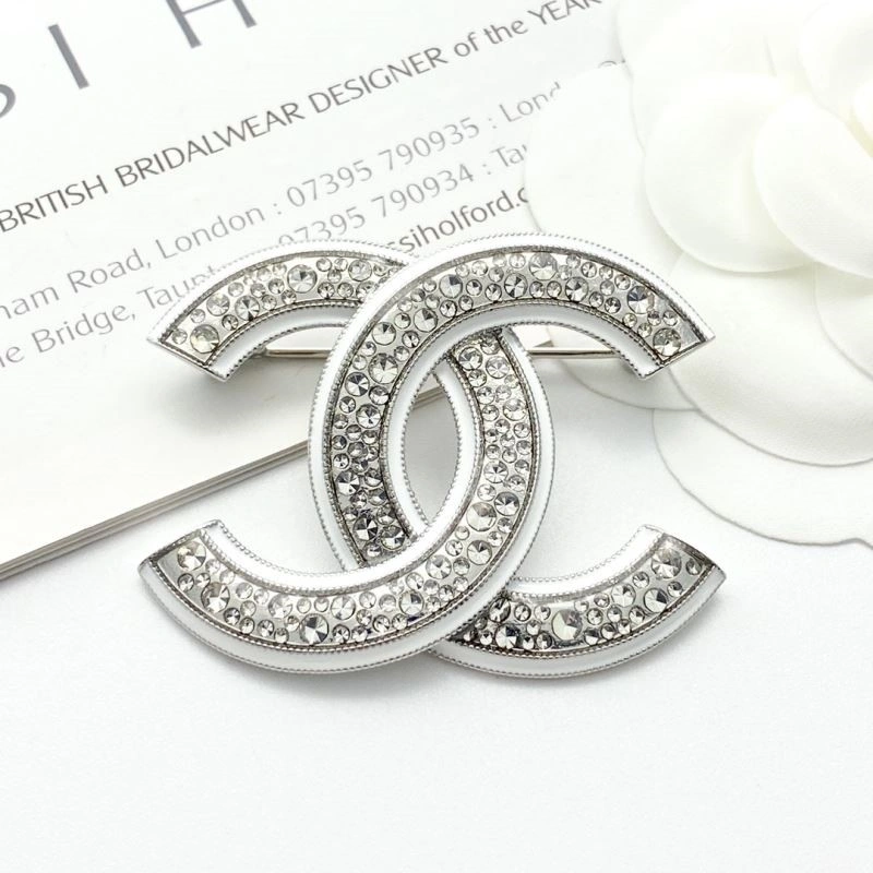 Brand-original Chanel Brooches