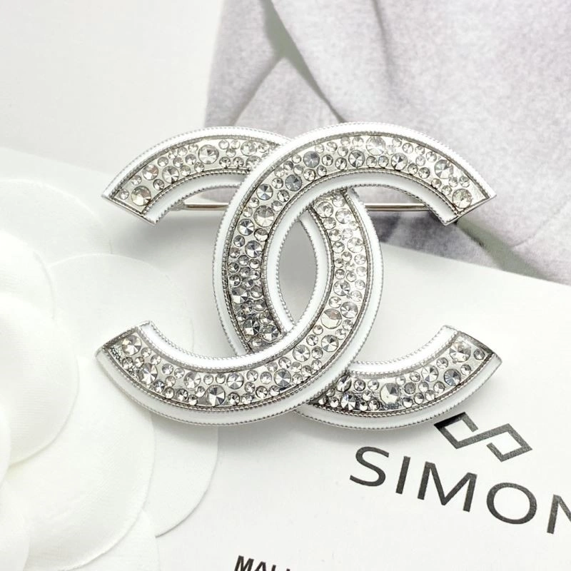 Brand-original Chanel Brooches
