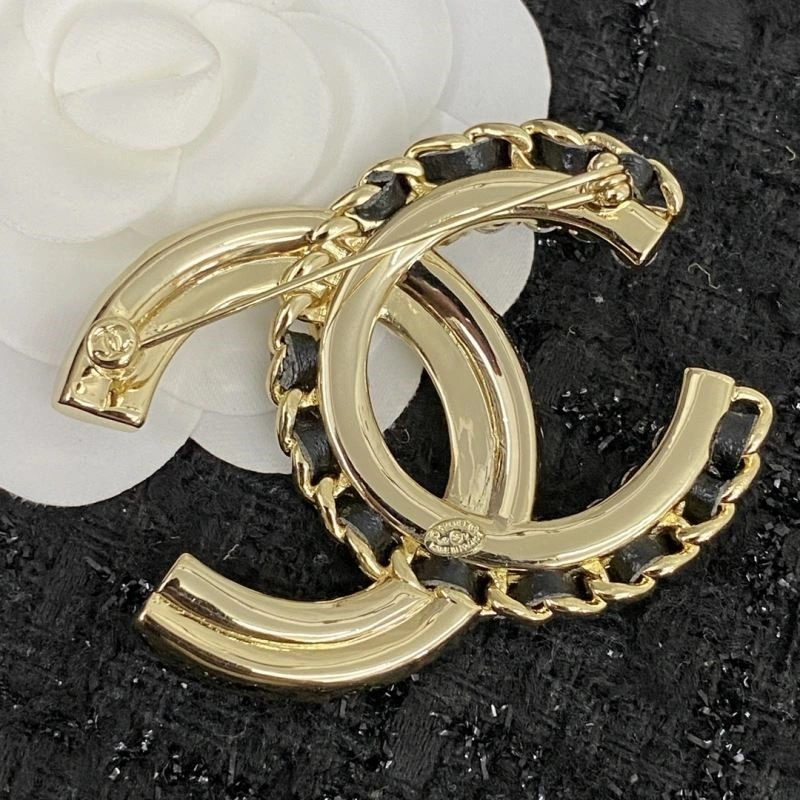 High fidelity Chanel Brooches