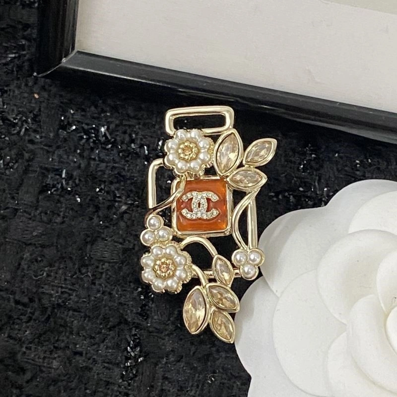 Precise copy Chanel Brooches