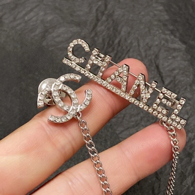 Official Chanel Brooches