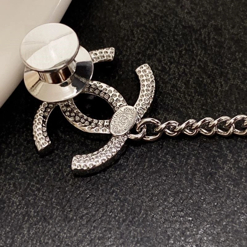 Official Chanel Brooches