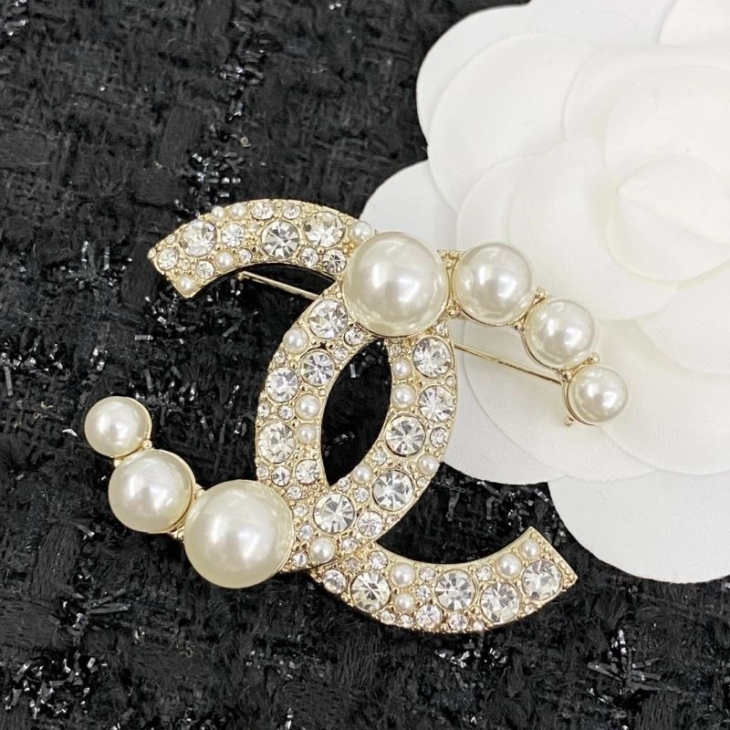 Precise copy Chanel Brooches