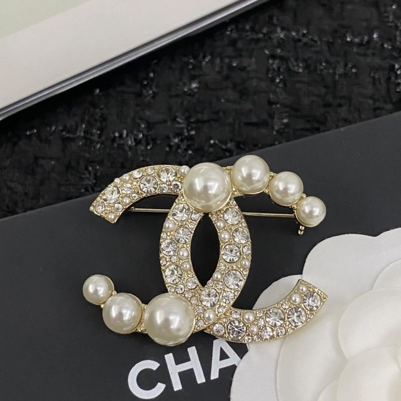 Precise copy Chanel Brooches