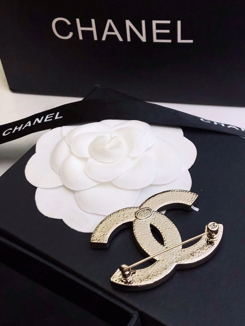 Legit Chanel Brooches