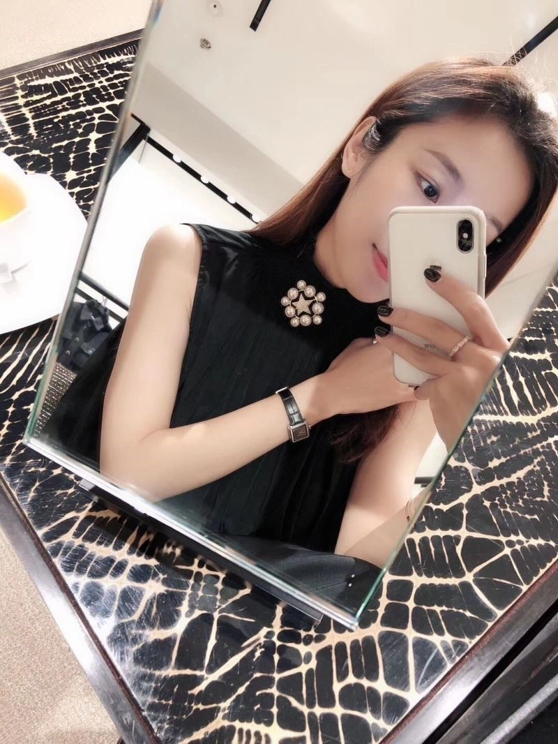 Brand-authenticated Chanel Brooches