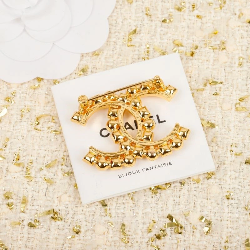 Bargain Chanel Brooches