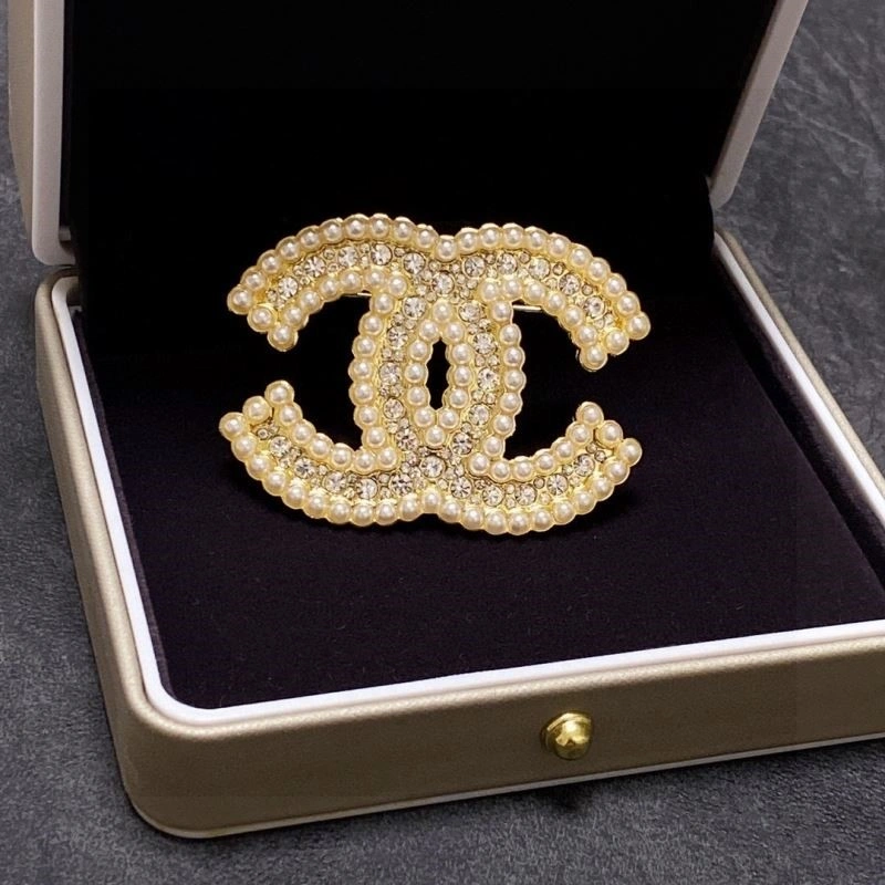 Official Chanel Brooches