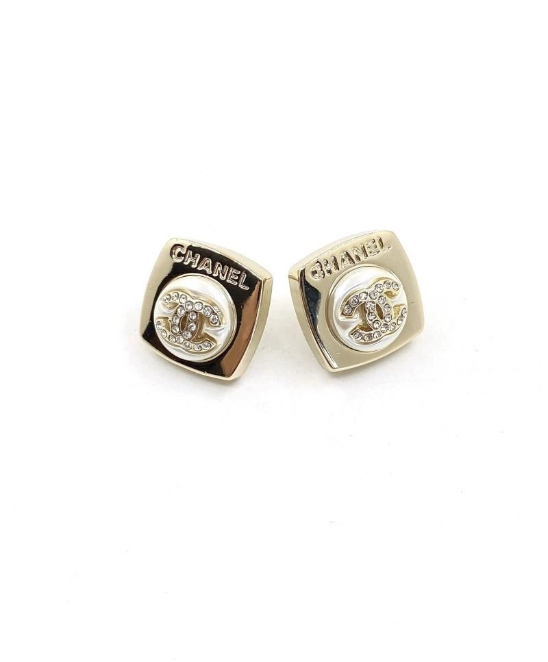 Affordable Chanel Brooches