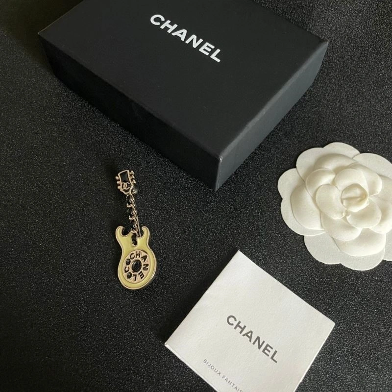 Precise copy Chanel Brooches