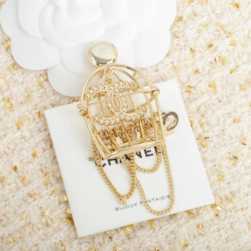 High fidelity Chanel Brooches