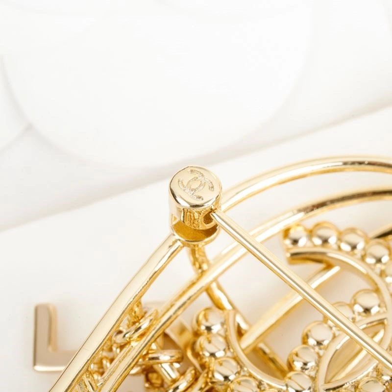 High fidelity Chanel Brooches