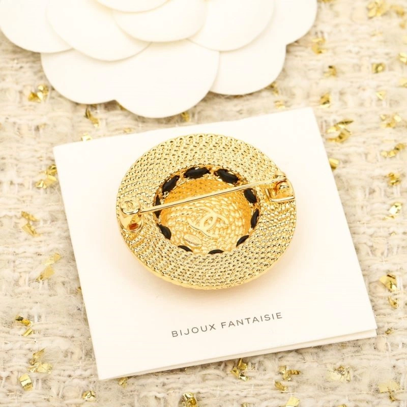 Brand-original Chanel Brooches