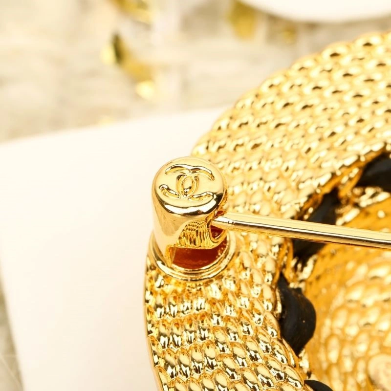 Brand-original Chanel Brooches