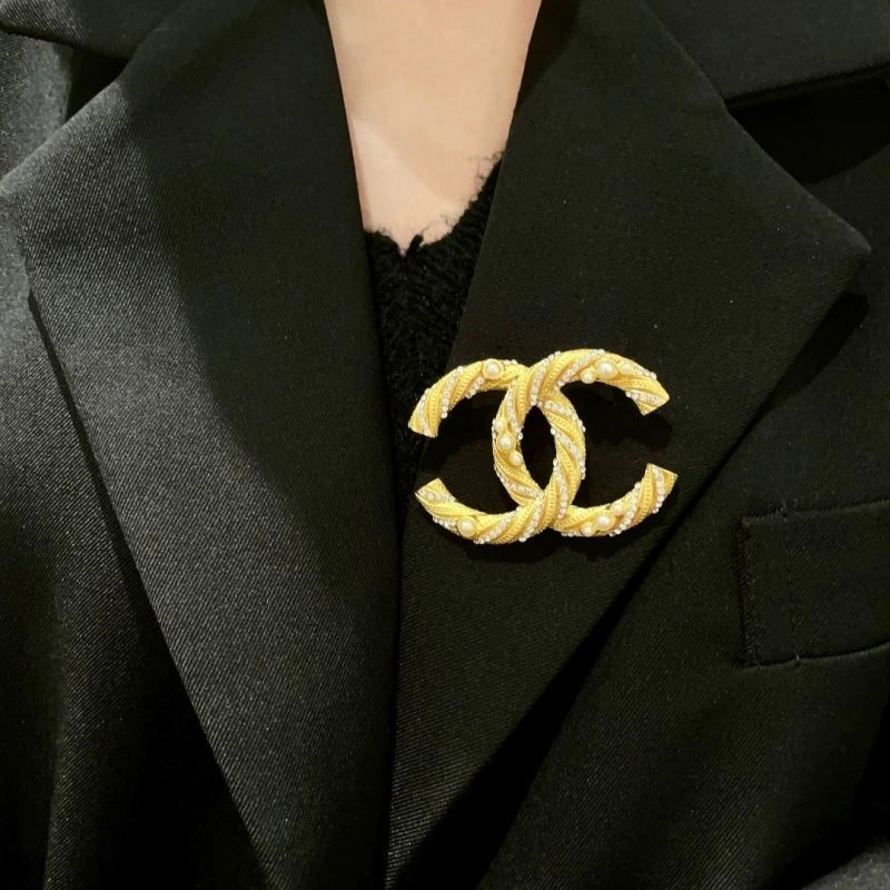Economical Chanel Brooches