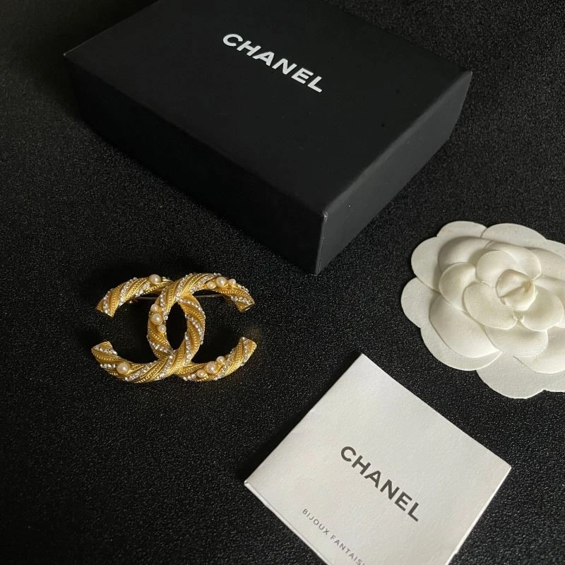 Economical Chanel Brooches