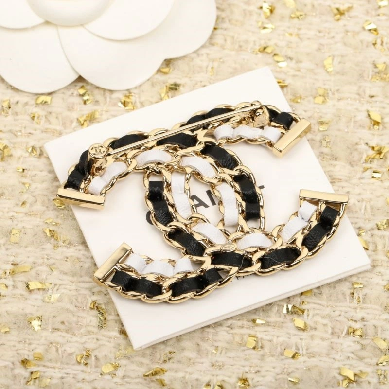 High accuracy Chanel Brooches