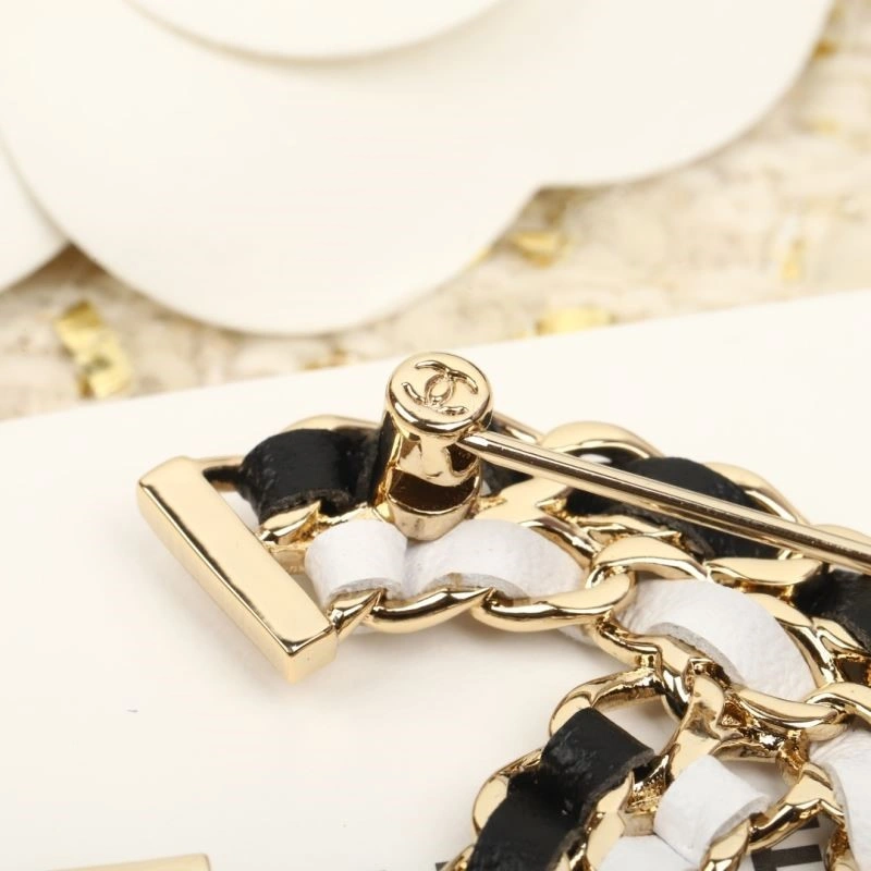 High accuracy Chanel Brooches