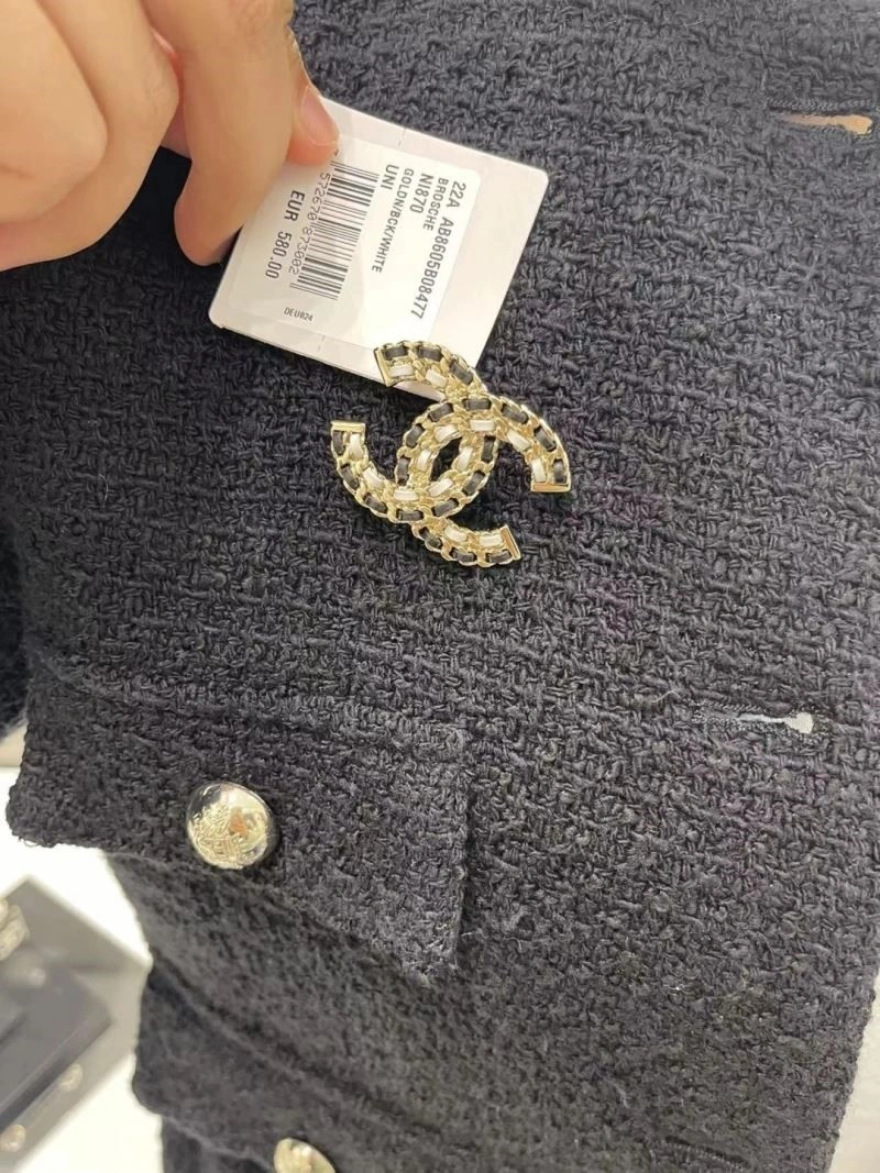 High accuracy Chanel Brooches