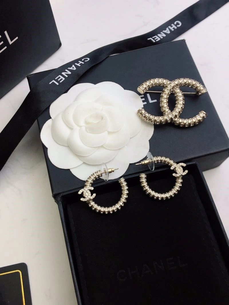 Factory-made Chanel Brooches