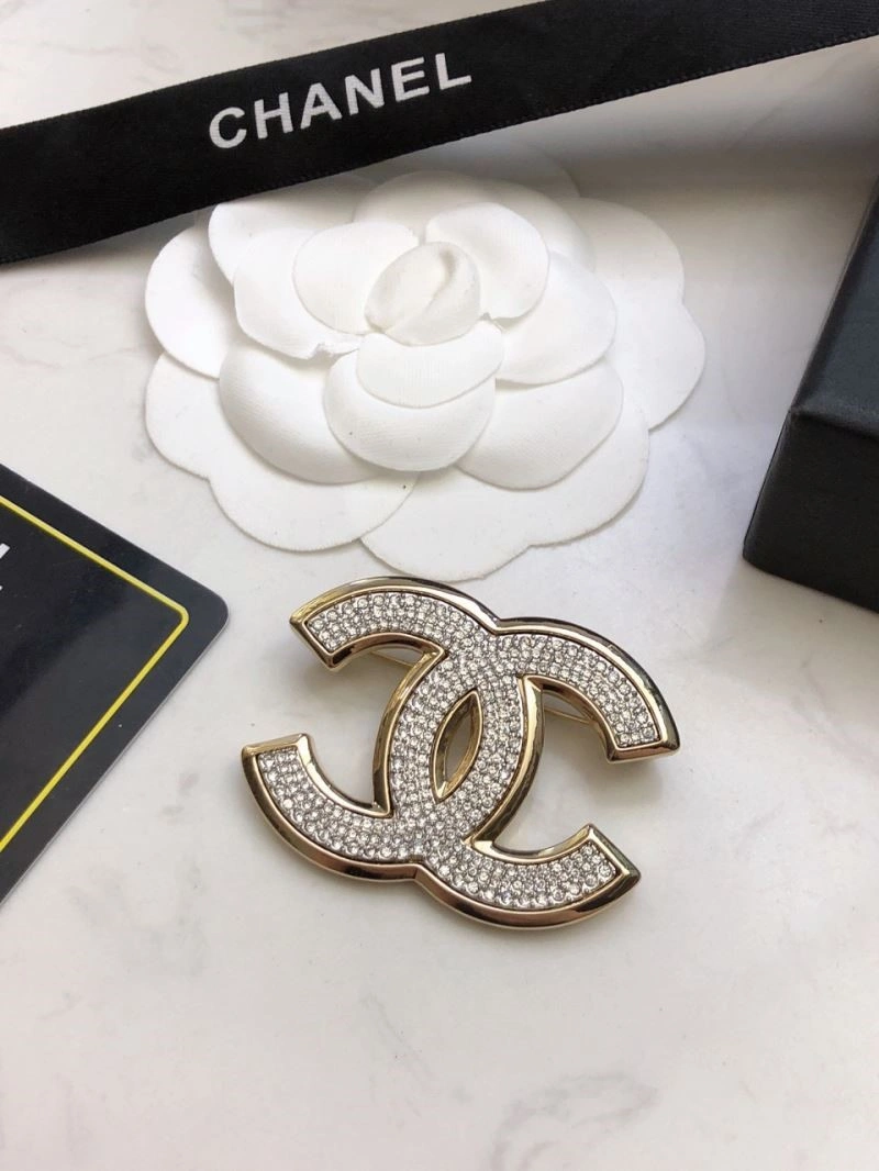 Brand-original Chanel Brooches
