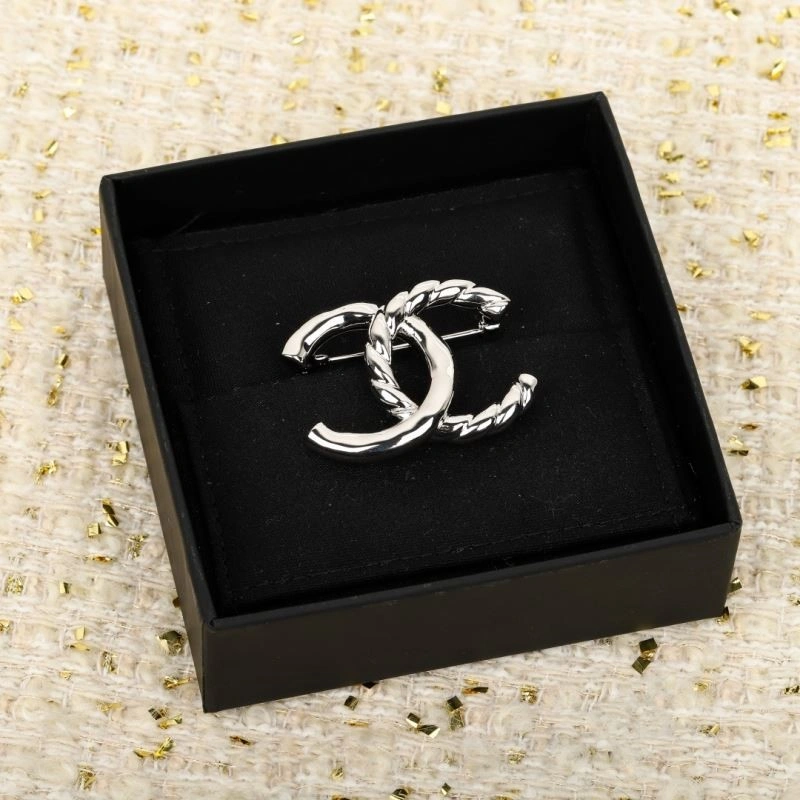 Official Chanel Brooches