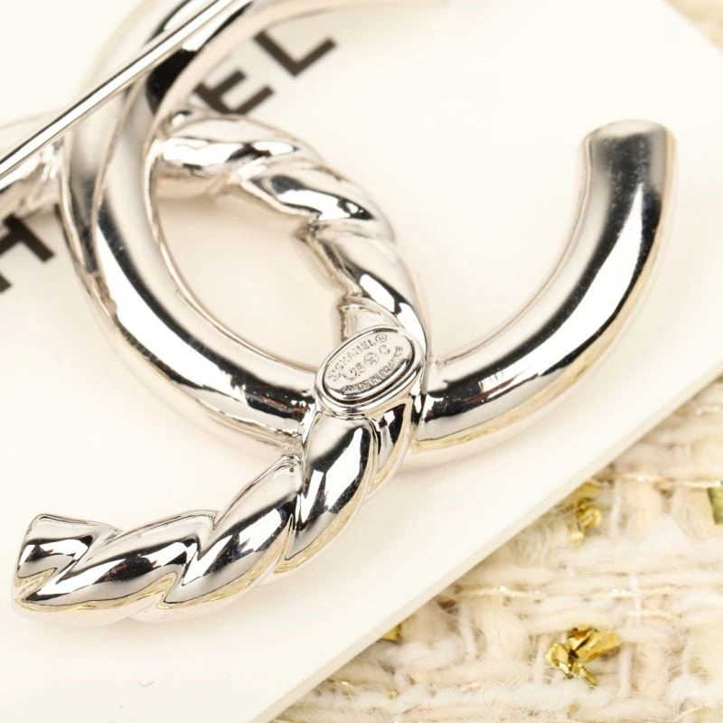 Official Chanel Brooches