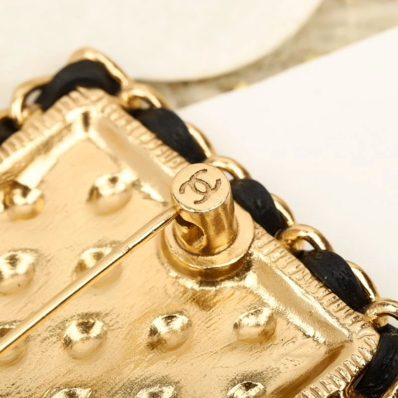 Mirror quality Chanel Brooches