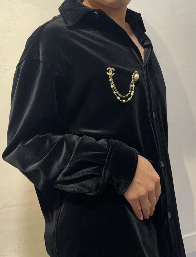 Exact replica Chanel Brooches