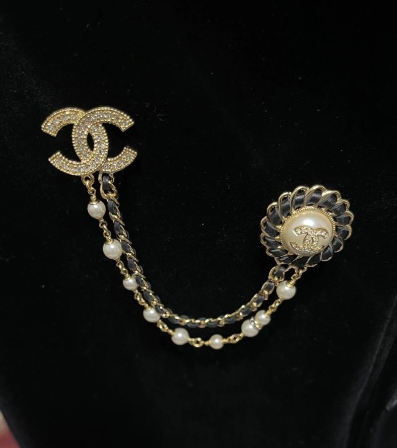 Exact replica Chanel Brooches