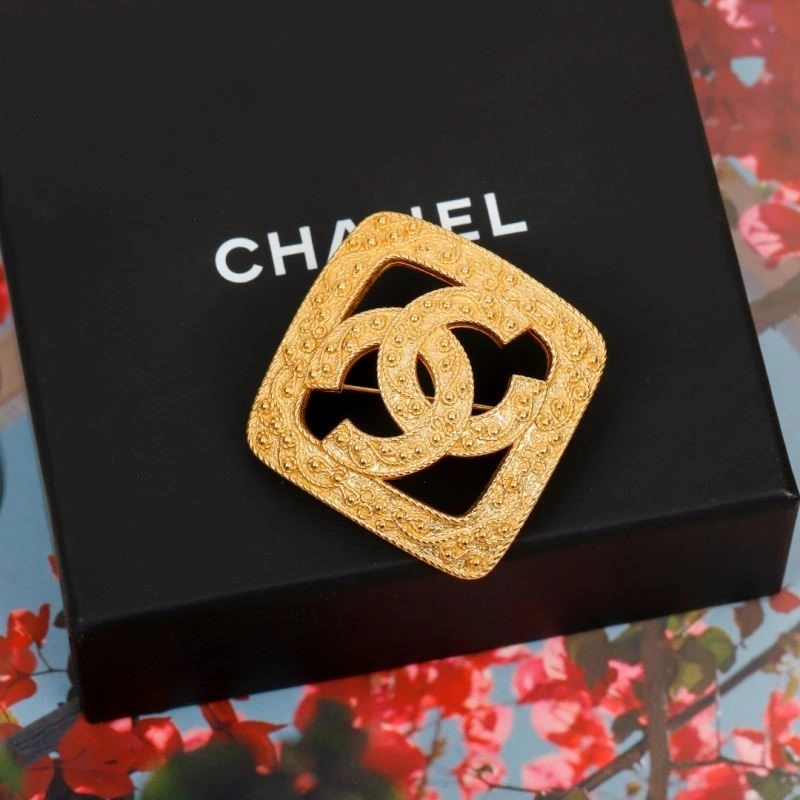 Precise copy Chanel Brooches