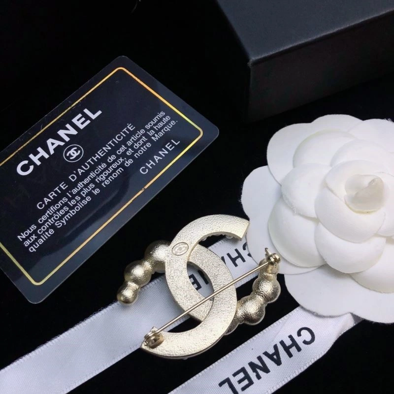 Bargain Chanel Brooches