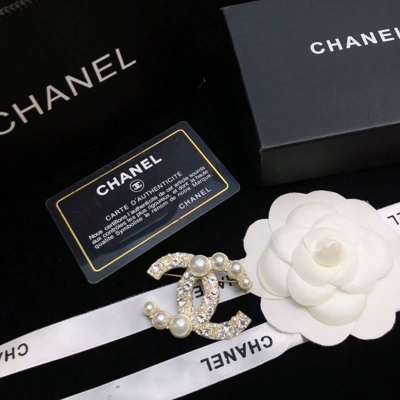Bargain Chanel Brooches