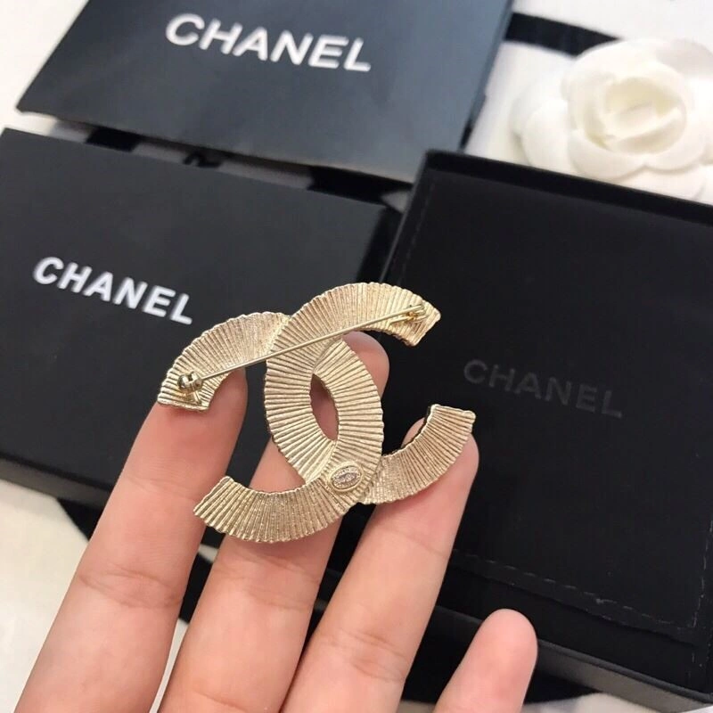 Official Chanel Brooches