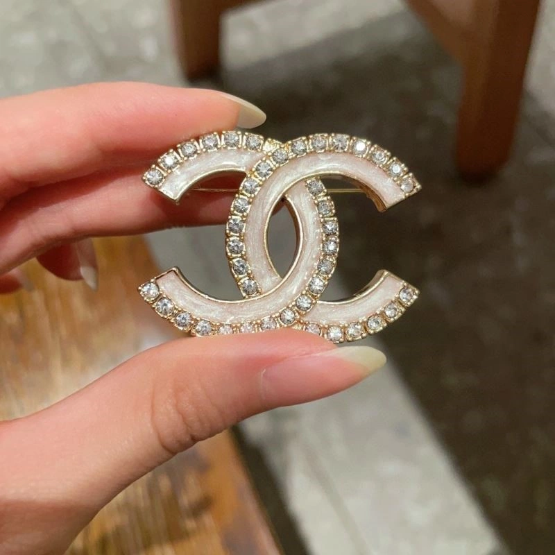 Exact replica Chanel Brooches