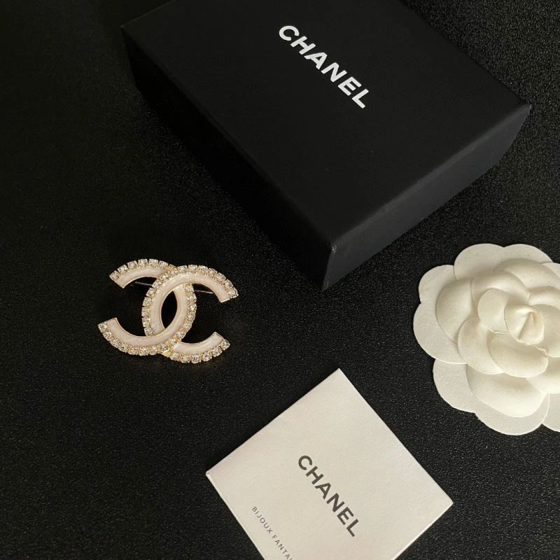 Exact replica Chanel Brooches