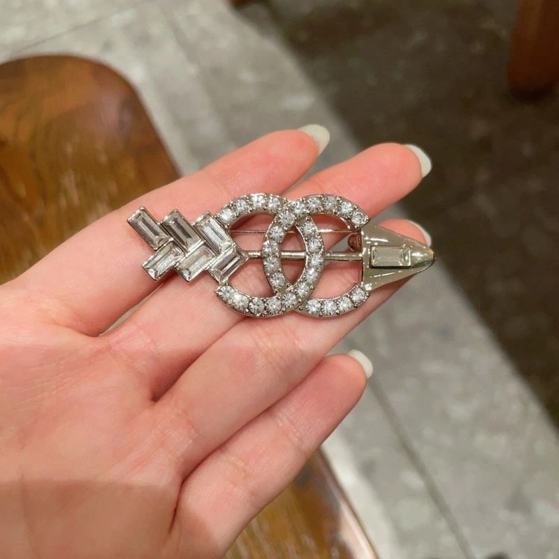 Official Chanel Brooches