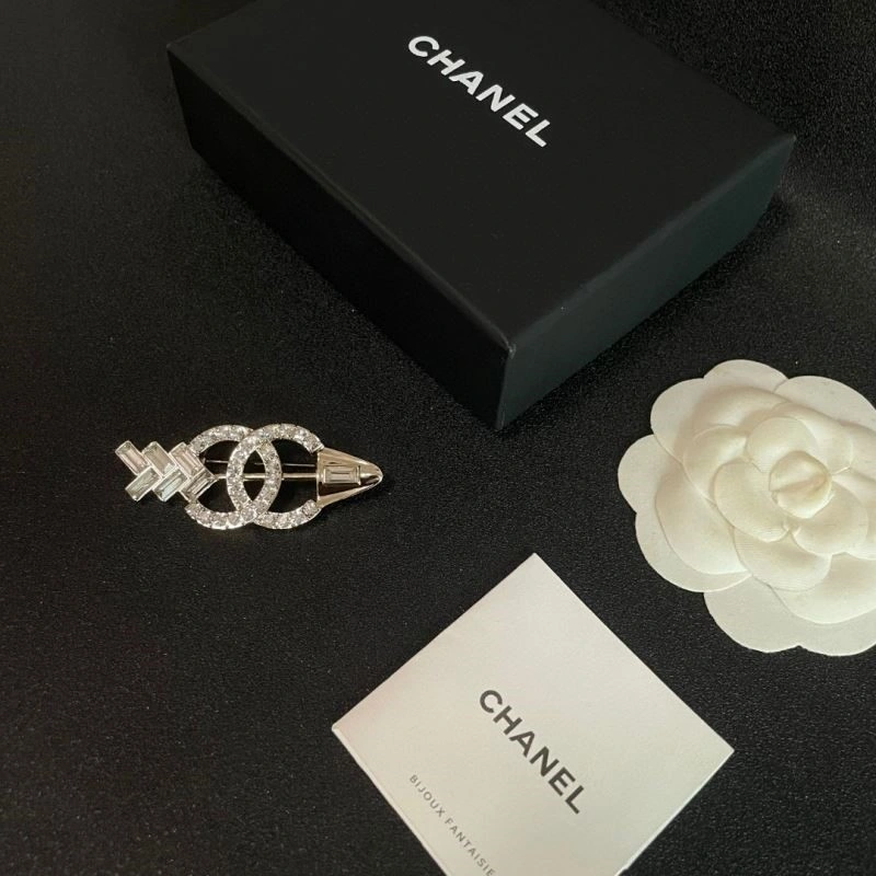 Official Chanel Brooches