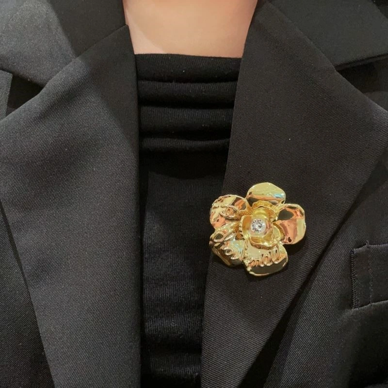 Legit Chanel Brooches