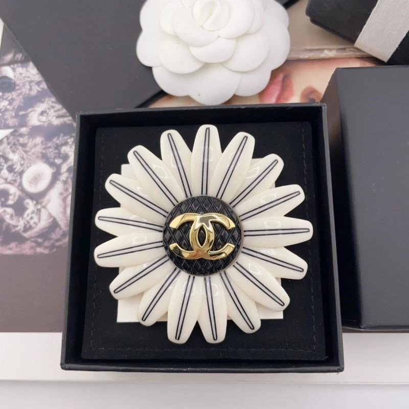 1:1 copy Chanel Brooches