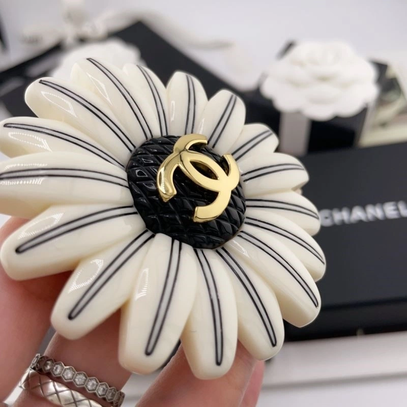 1:1 copy Chanel Brooches