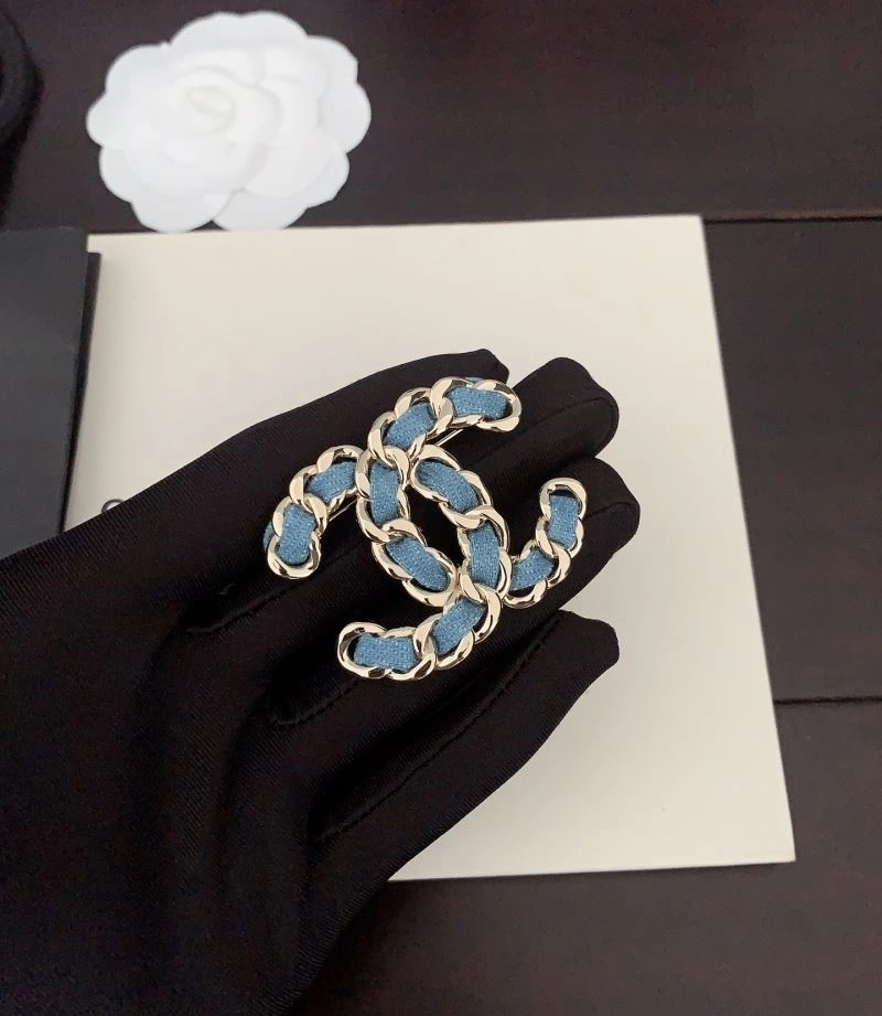 Exact replica Chanel Brooches
