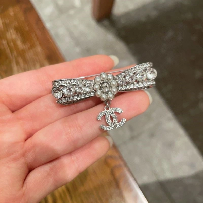 Precise copy Chanel Brooches