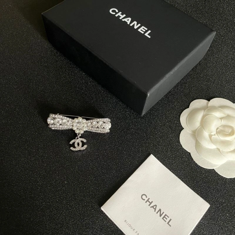 Precise copy Chanel Brooches