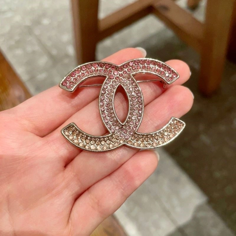 High accuracy Chanel Brooches