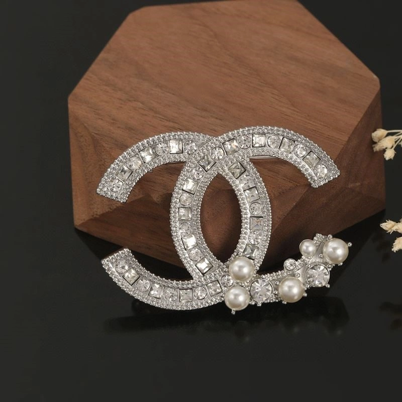 Exact replica Chanel Brooches